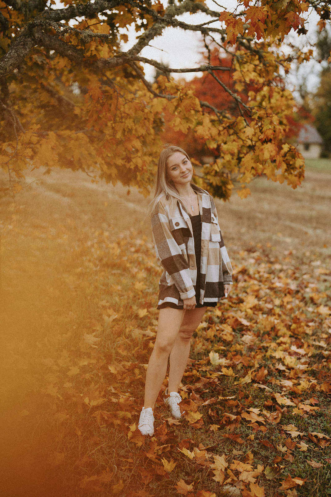 Fall Senior Session Tips: Locations, Senior Picture Outfits, & More!