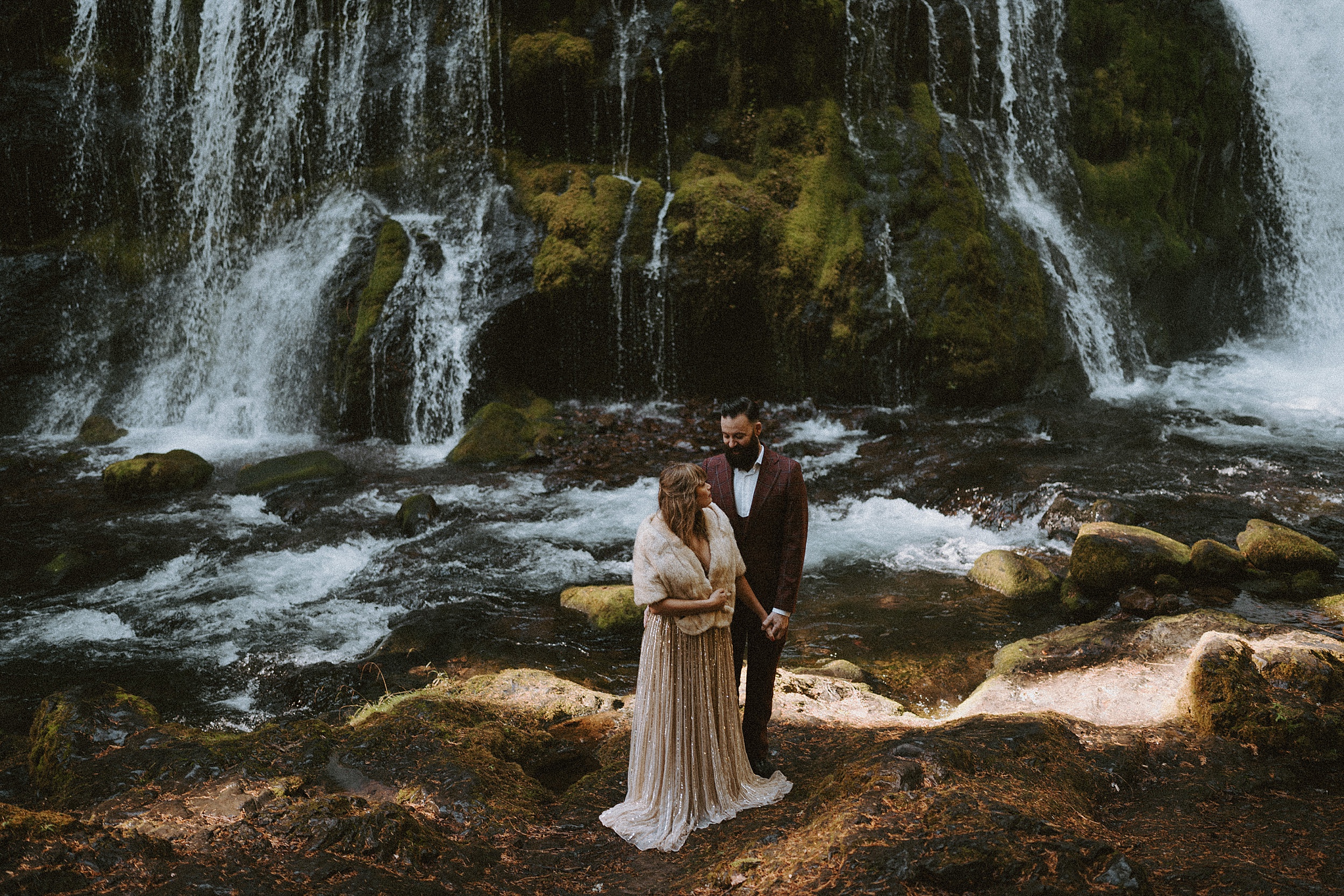 9 Best Waterfall Elopement Locations in the Pacific Northwest