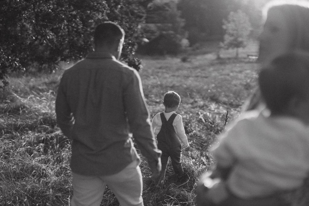 15 Meaningful Ways to Include Your Kids in Your Elopement